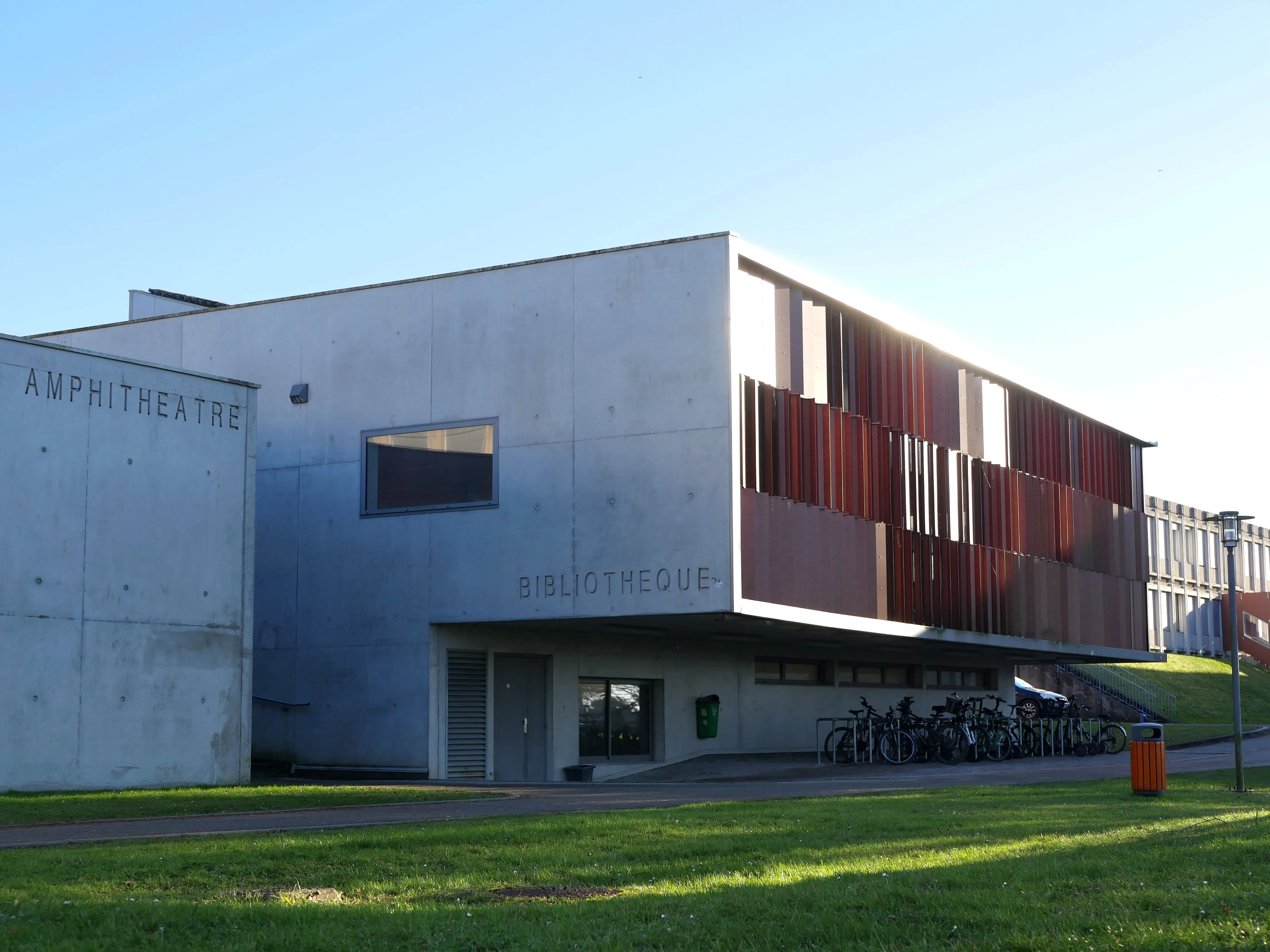IUT Amiens - Institut Universitaire de Technologie